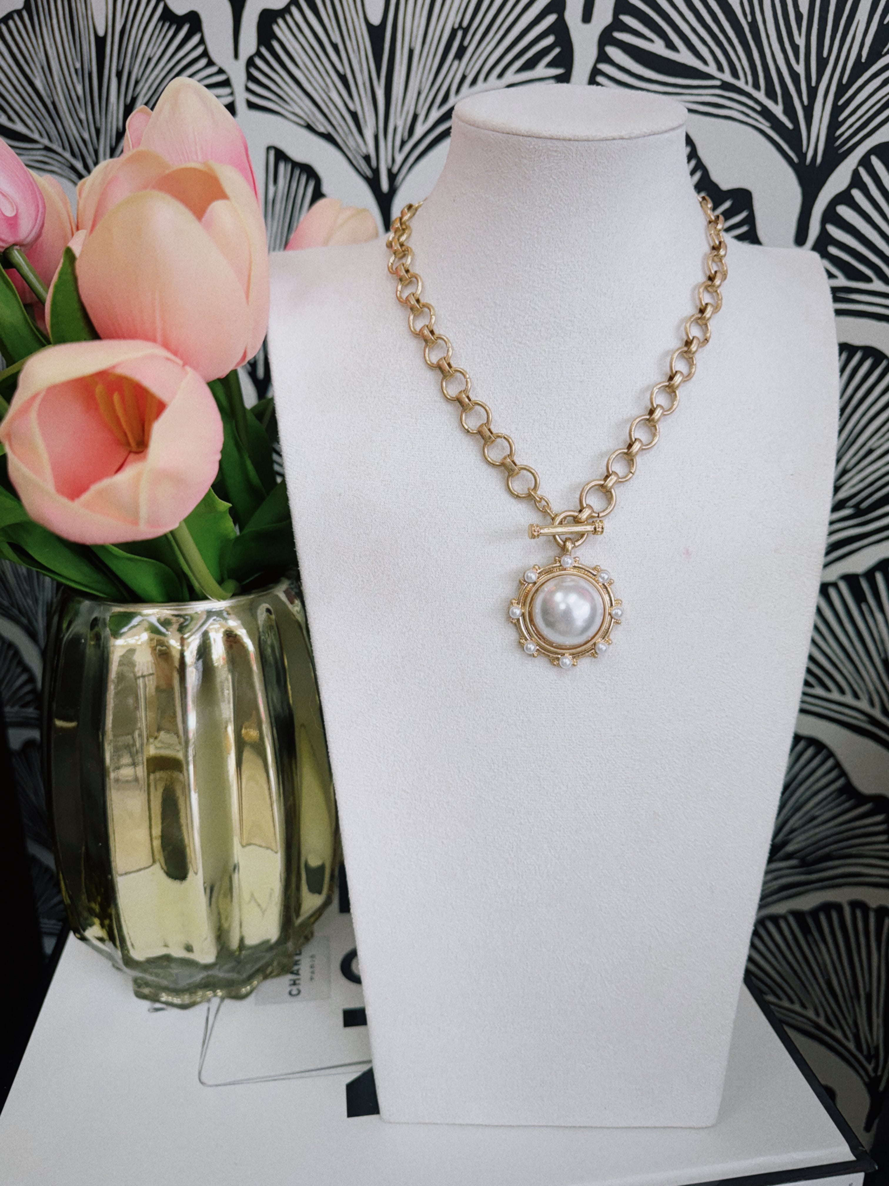 Soft Shine Necklace – Fashionably Fitted by Trin